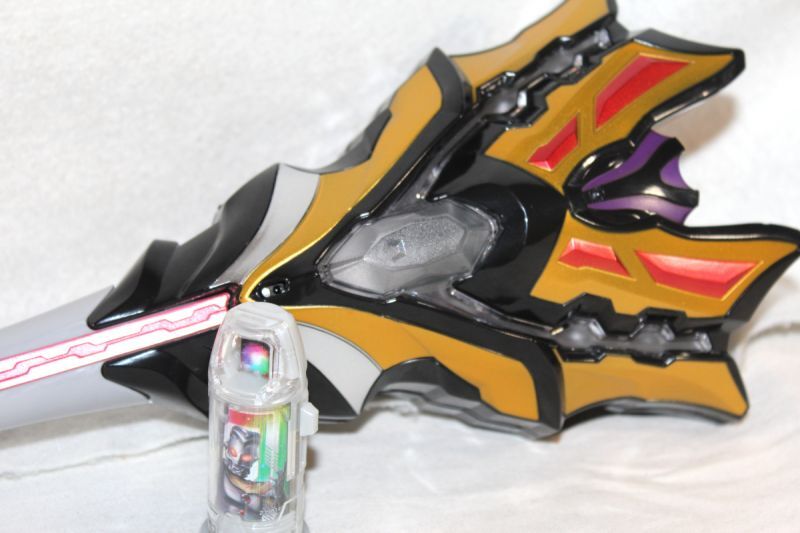 Ultraman Geed / DX King Sword Used