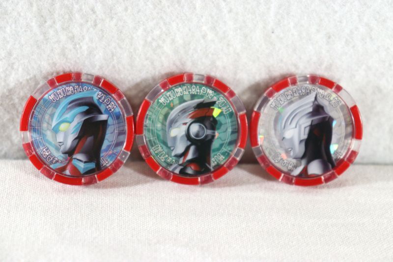 Ultraman Z / DX Ultra Access Card & Ultra Medal Set Ultraman Geed Set