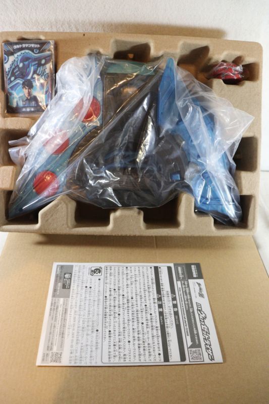 Ultraman Z / DX Ultra Z Riser with Package