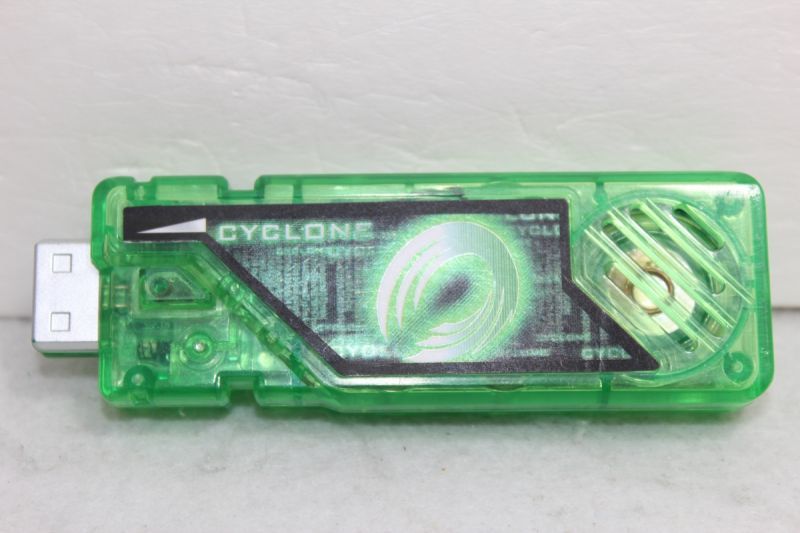 Kamen Rider W Double / DX Cyclone Memory Used