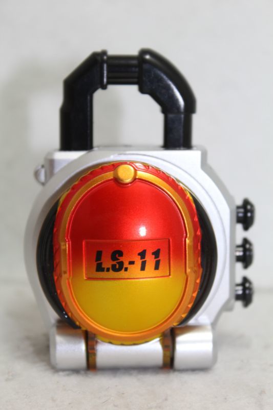 Kamen Rider Gaim / DX Mango Lockseed Used