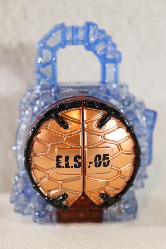 Kamen Rider Gaim / DX Matsubokkuri Energy Lockseed Used