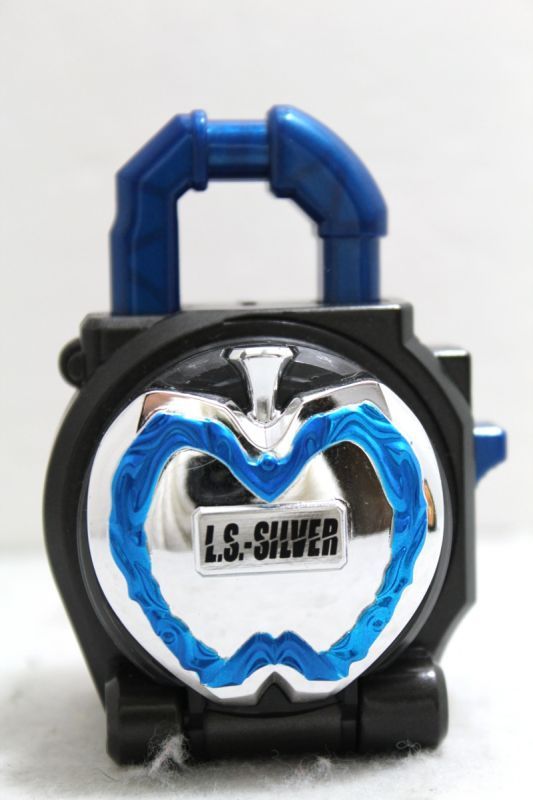 Kamen Rider Gaim / DX Silver Apple Lockseed (2)