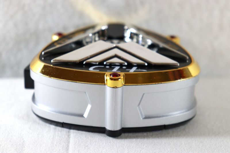 Mirai Sentai Timeranger / Time Emblem Used