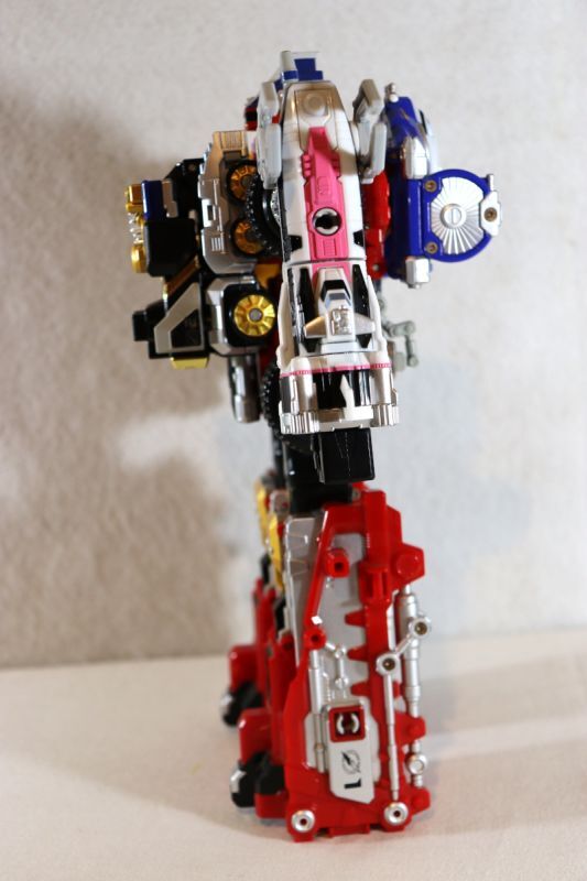 GoGo Sentai Boukenger / DX Daibouken with Package