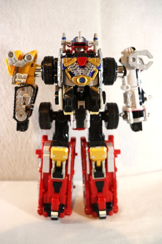 GoGo Sentai Boukenger / DX Daibouken with Package