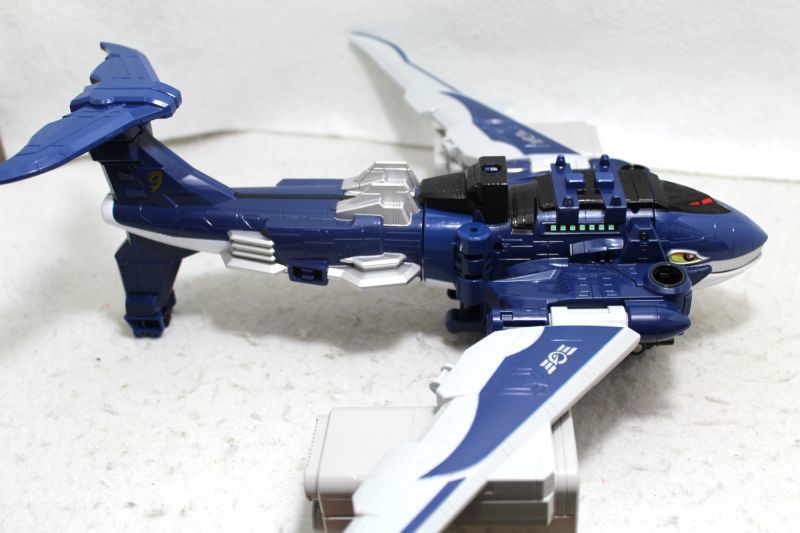 Engine Sentai Go-Onger / Engine Gattai Series 09 Jum-bowhale with Package