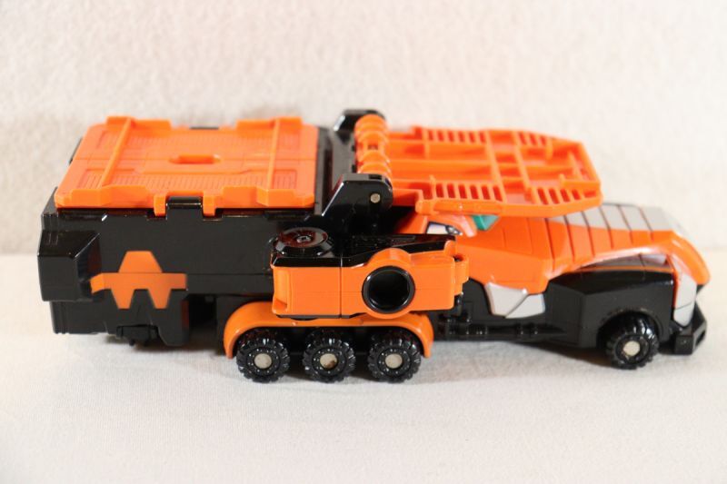 Engine Sentai Go-Onger / Engine Gattai Series 06 Engine Carrigator with ...