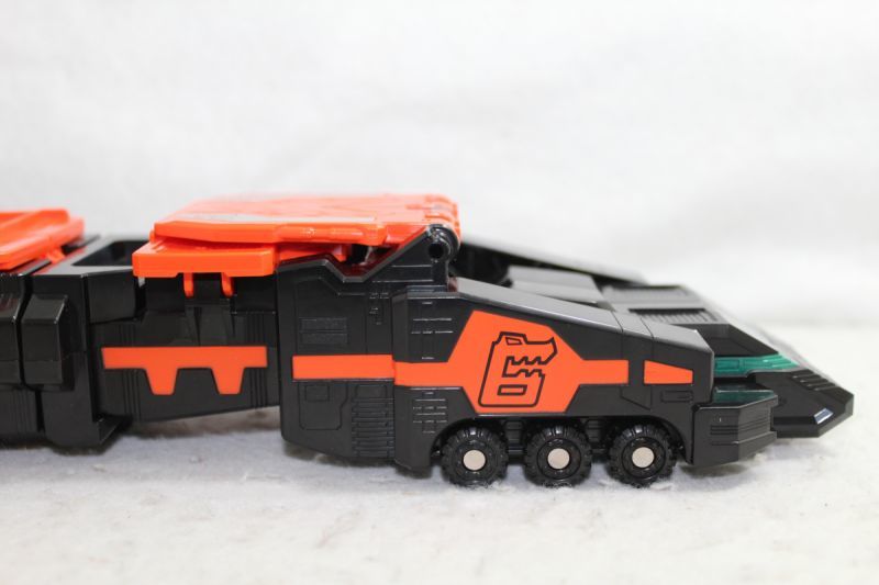 Engine Sentai Go-Onger / Engine Gattai Series 06 Engine Carrigator Used