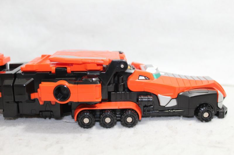 Engine Sentai Go-Onger / Engine Gattai Series 06 Engine Carrigator Used