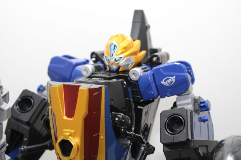 Tokumei Sentai GoBusters / Buddy Zord LT-06 DX Tategami Lioh