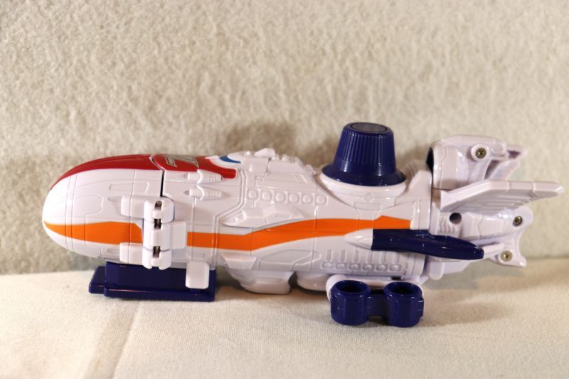 Kaitou Sentai Lupinranger vs Keisatsu Sentai Patranger / Magic Dial ...