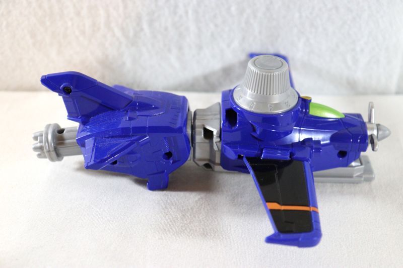 Kaitou Sentai Lupinranger vs Keisatsu Sentai Patranger / Blue Dial ...