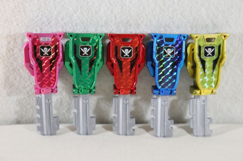 Kaizoku Sentai Gokaiger / Gokai Saber & Gokai Gun Memorial Edition Sealed