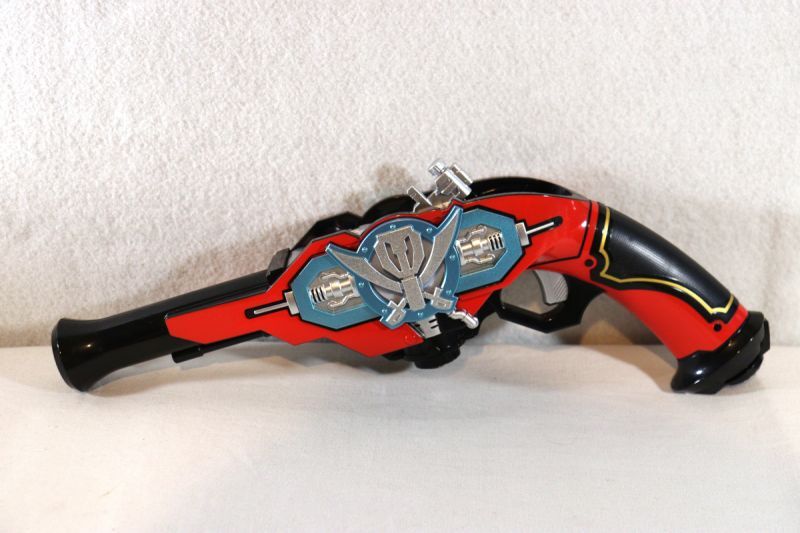 Kaizoku Sentai Gokaiger / Gokai Saber & Gokai Gun Memorial Edition Sealed