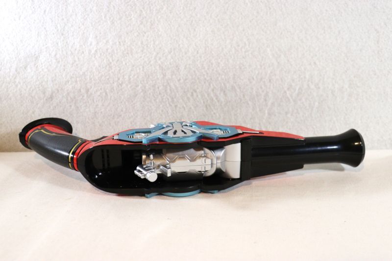 Kaizoku Sentai Gokaiger / Gokai Saber & Gokai Gun Memorial Edition Sealed