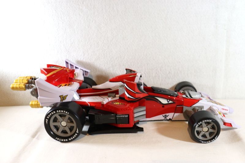 Kaizoku Sentai Gokaiger / Gokai Machine Series 05 DX Engine Machalcon ...