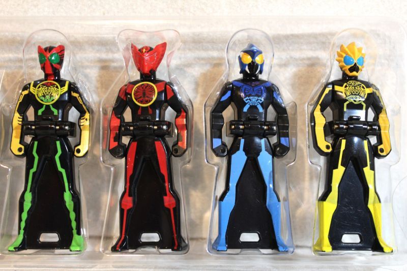 Kaizoku Sentai Gokaiger / Kamen Rider OOO Ranger Key Set