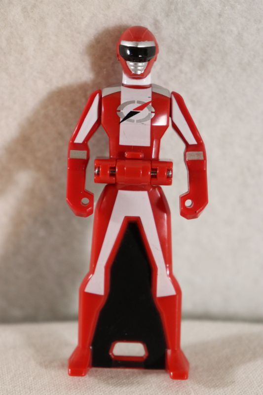 Kaizoku Sentai Gokaiger / Bouken Red Ranger Key GoGo Sentai Boukenger (2)