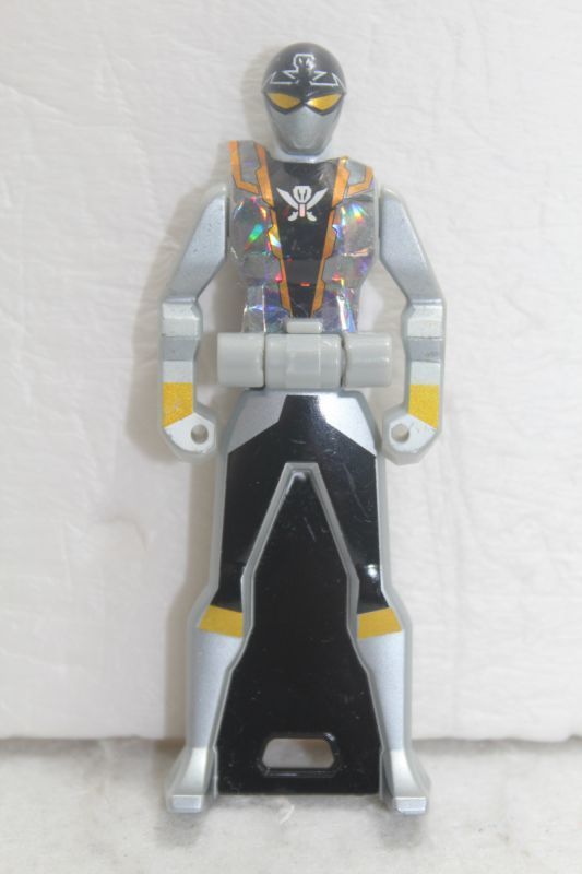 Kaizoku Sentai Gokaiger / Gokai Silver Ranger Key Gashapon Metallic ...