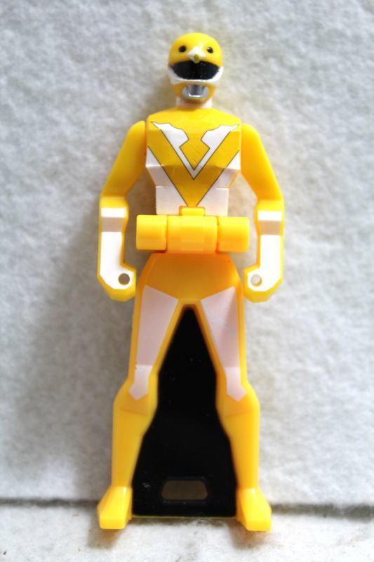 Kaizoku Sentai Gokaiger / Yellow Owl Ranger Key Chojin Sentai Jetman