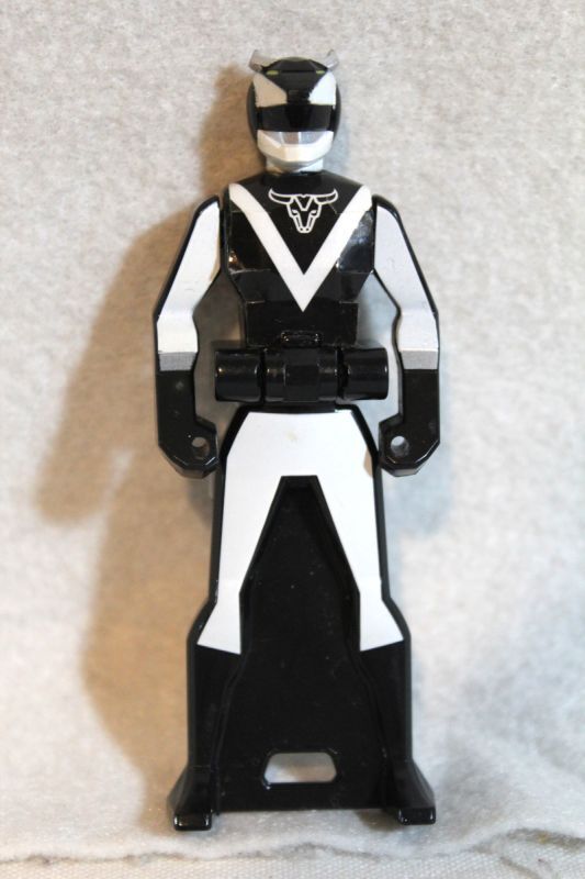 Kaizoku Sentai Gokaiger / Black Bison Ranger Key Choujuu Sentai Liveman