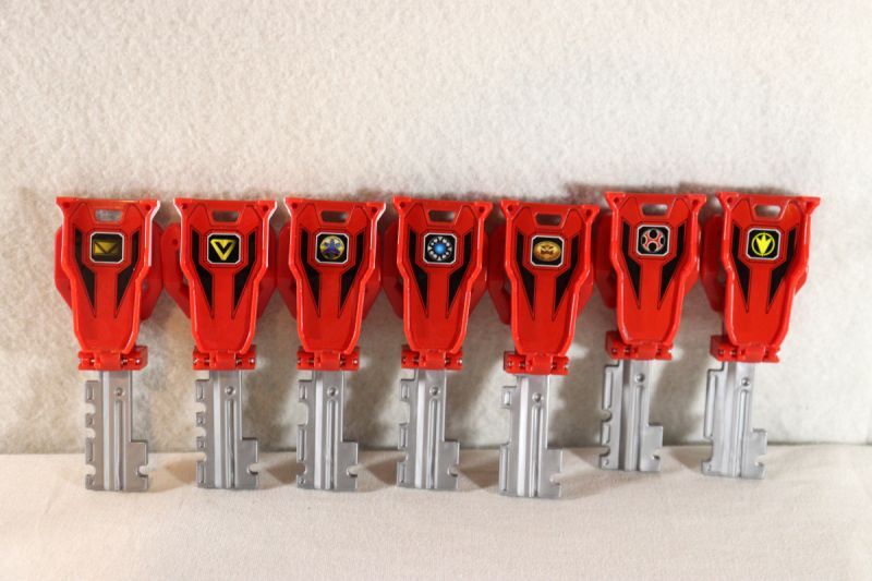 Kaizoku Sentai Gokaiger / Ranger Key 35 Red Set Memorial Edition with ...