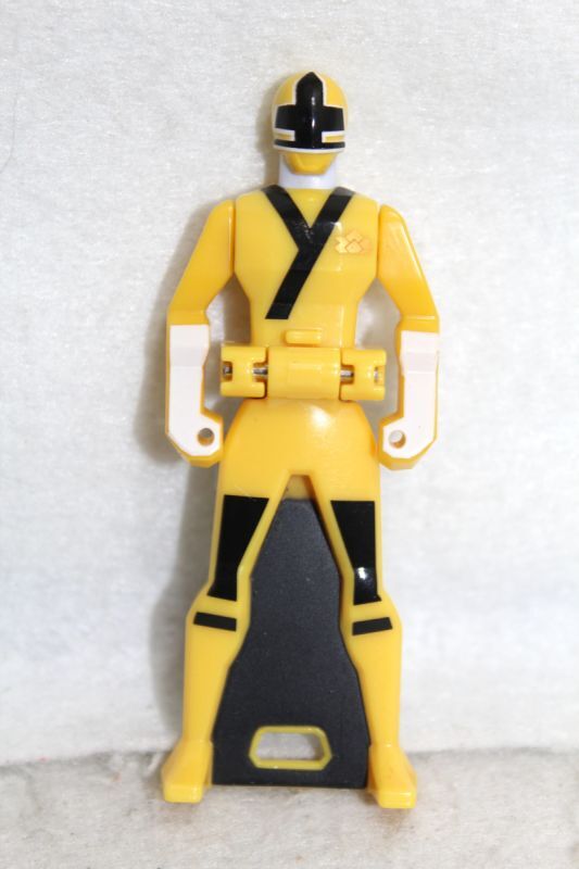 Kaizoku Sentai Gokaiger / Shinken Yellow Ranger Key Samurai Sentai ...