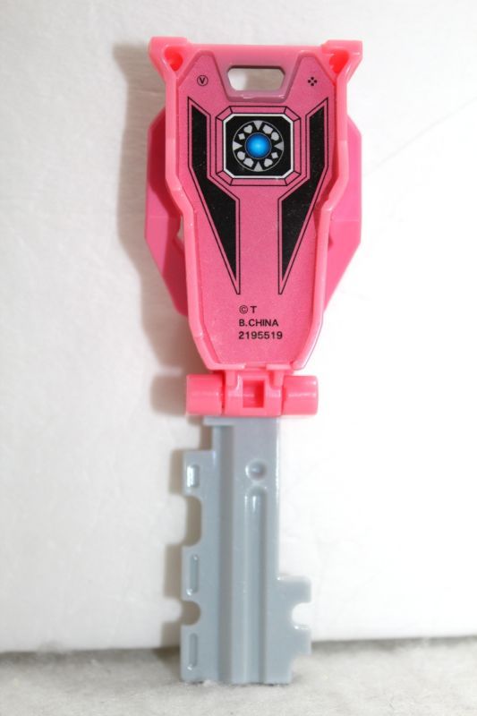 Kaizoku Sentai Gokaiger / Time Pink Ranger Key Mirai Sentai Timeranger (2)