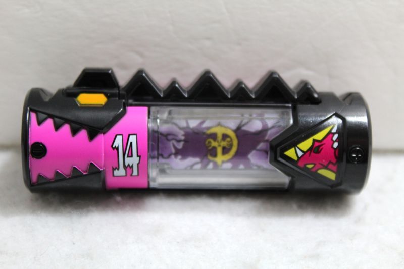 Zyuden Sentai Kyoryuger / 14 Stymero Zyudenchi Deboth In (2)