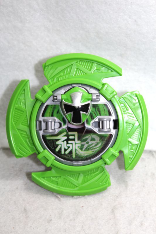 Shuriken Sentai NinNinger / Mido Ninger Shuriken with Package