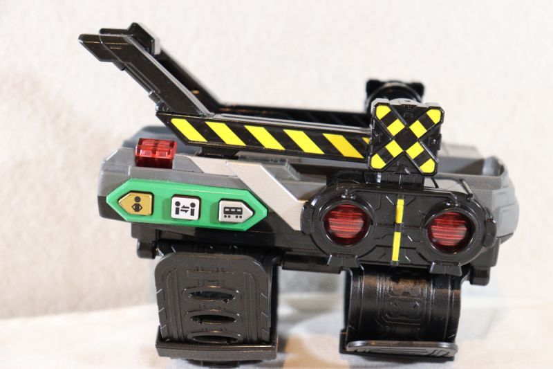 Ressha Sentai ToQger / ToQ Changer & Red Ressha Set Used