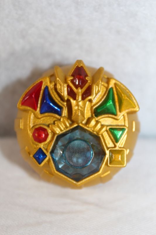 Kamen Rider Wizard Infinity Dragon Gold